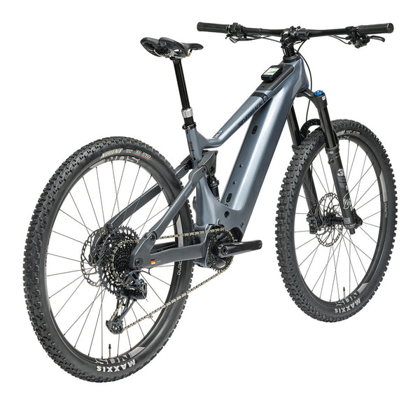 S-Electro Pro CF 2 - Carbon Enduro E-Bike l Silverback Bikes ...